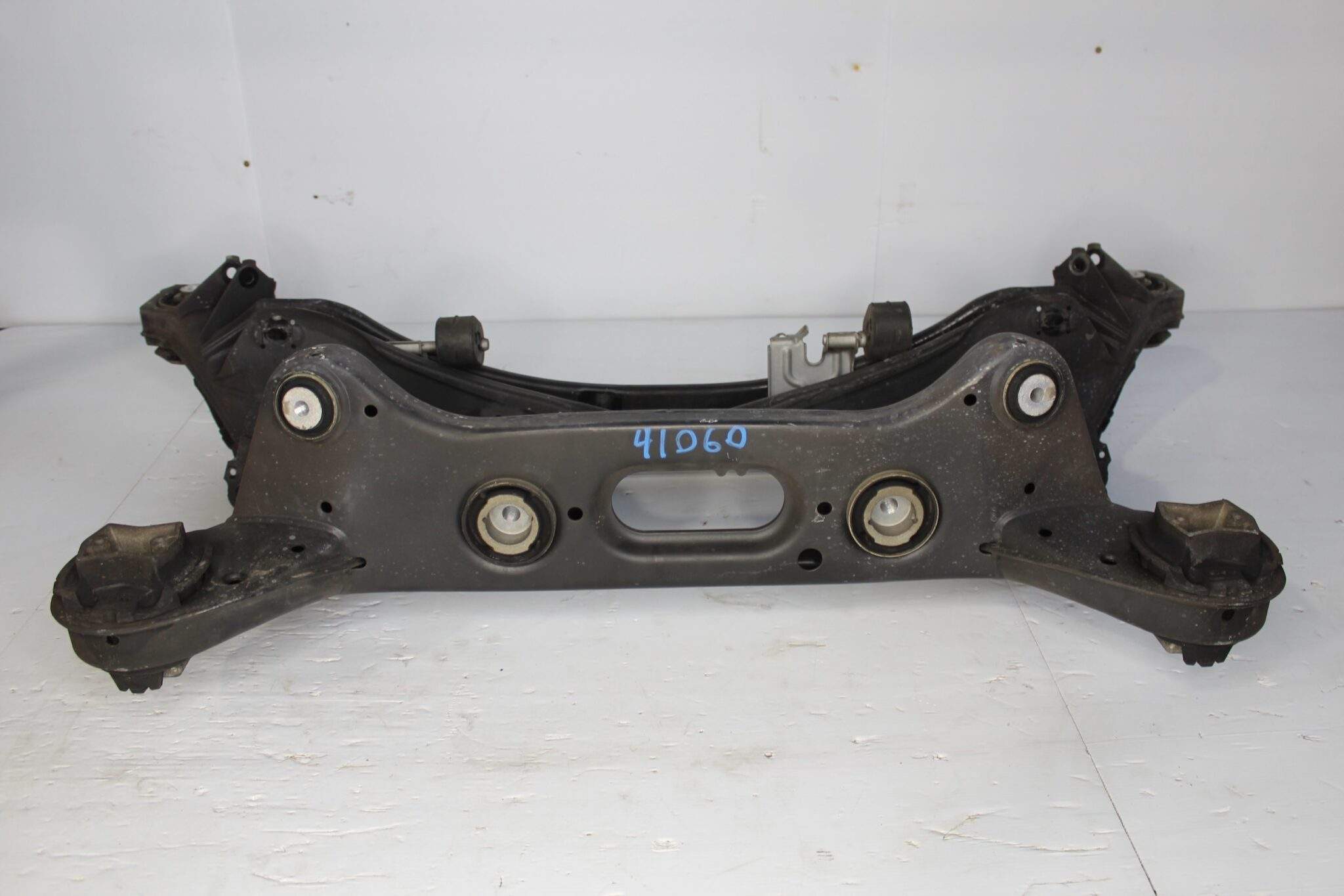 Mercedes Benz W212 E63 AMG Rear Subframe Crossmember Carrier ...